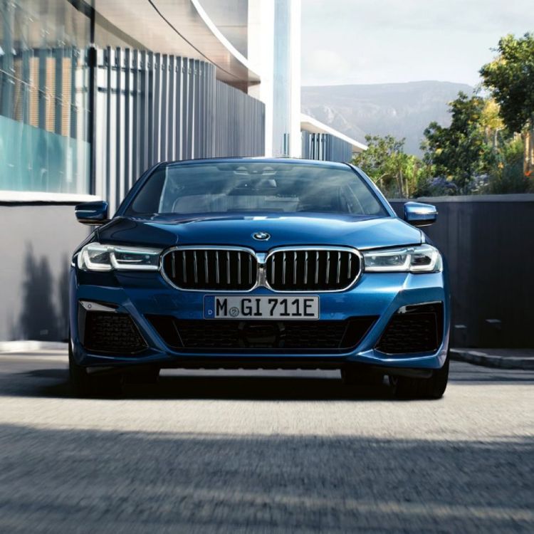 NEW BMW 530i Opulence : Spesifikasi, Harga, Promo dan Review BMW SERI 5 ...